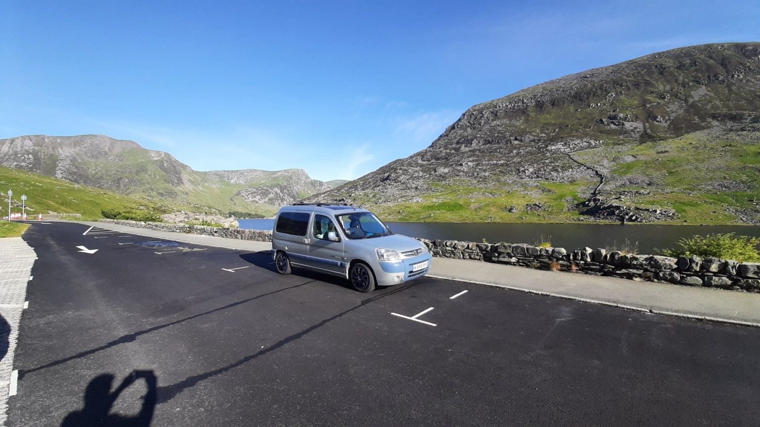 How To Find FREE Overnight Places to Stay in Camper Or Motorhome