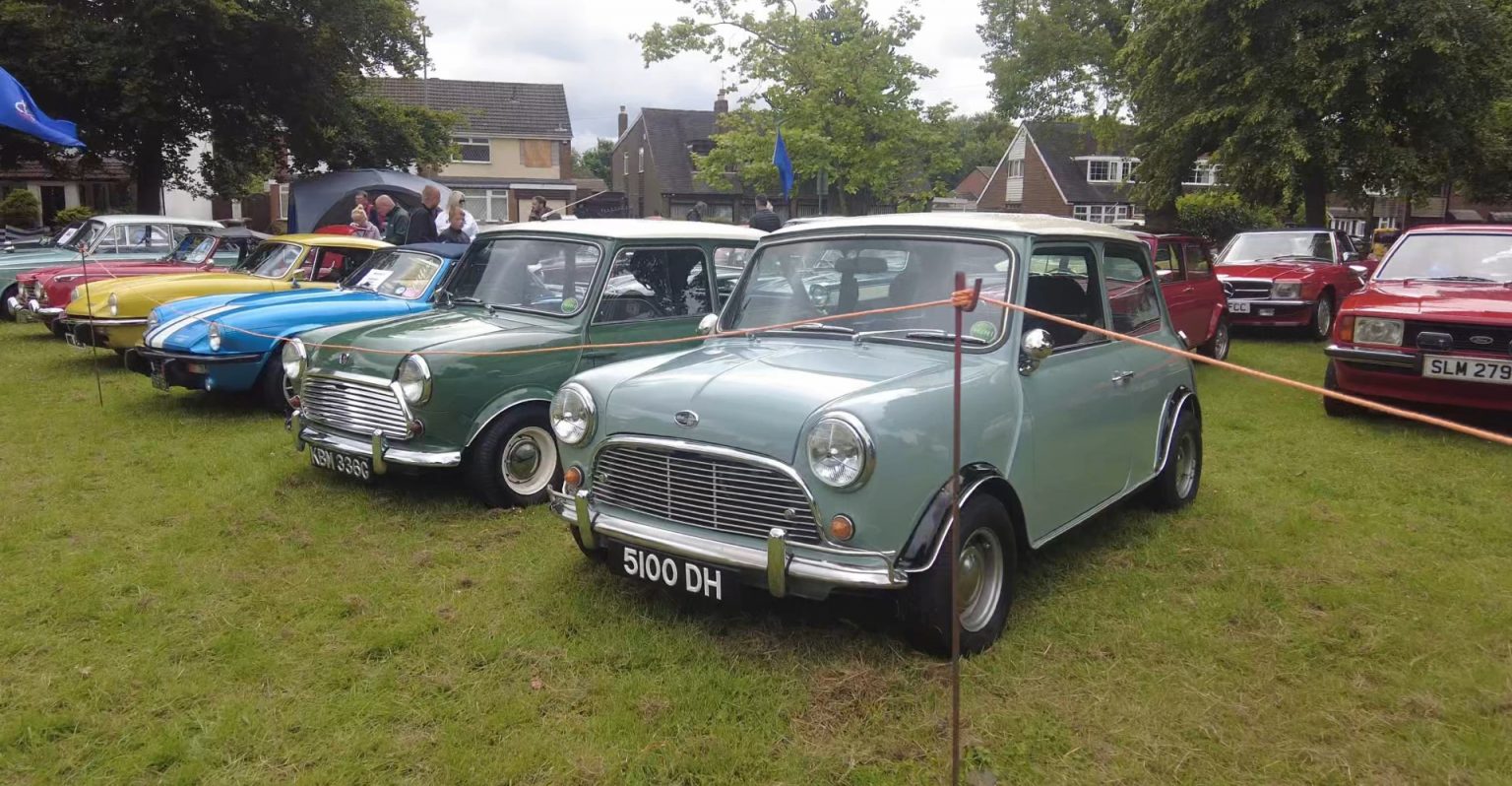 My Visit to Pelsall Carnival 2024 & Watch PARADE - KS Blog